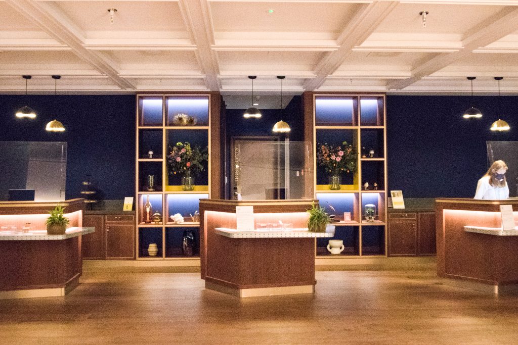 Den Haag | Voco Den Haag - Een nacht in het luxueuze hotel met diner en ...